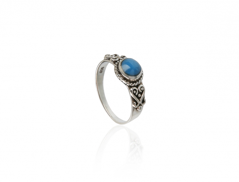 Srebrn prstan s turkizom Vintage